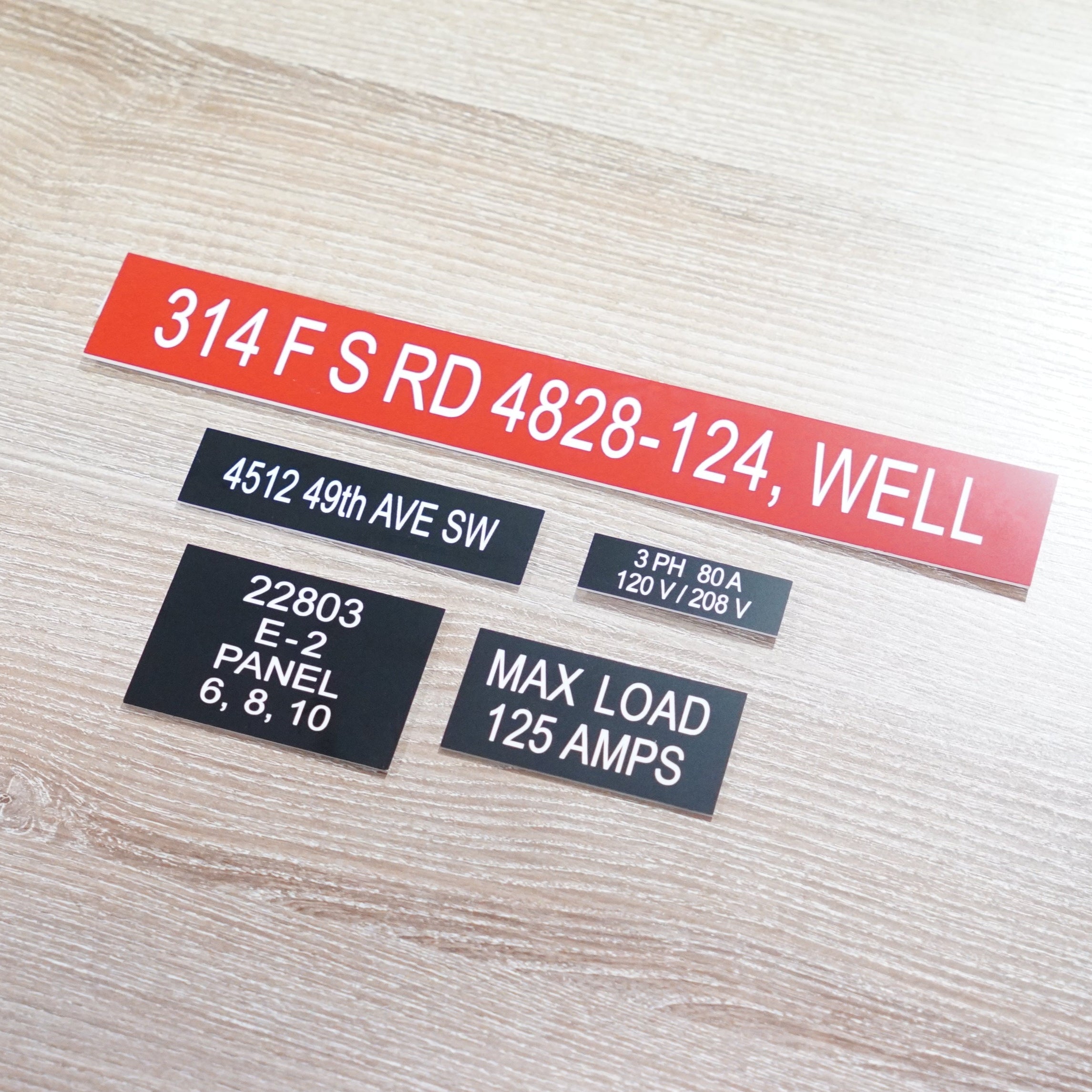 Electrical Phenolic Labels – Alpha Trophy Inc.